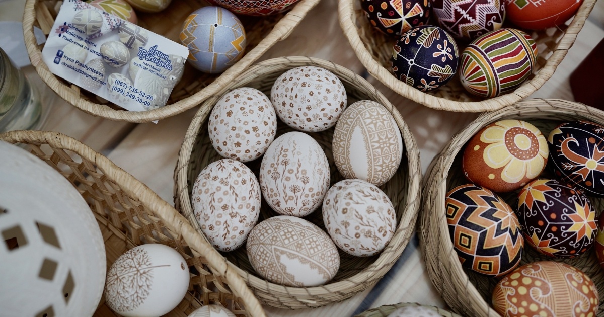In Ukraine, a record was set for the most massive painting of Easter eggs
