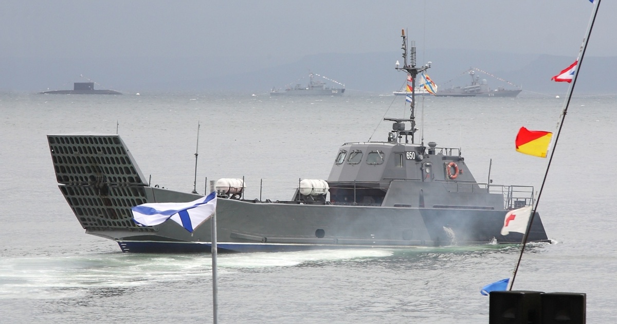 Crimea — managed to destroy two Russian amphibious ships — news of Ukraine