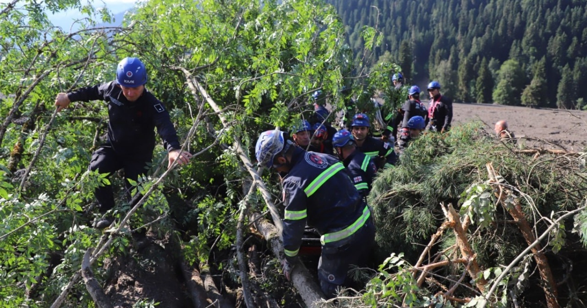 The number of victims after a landslide in the Georgian town of Shovi ...