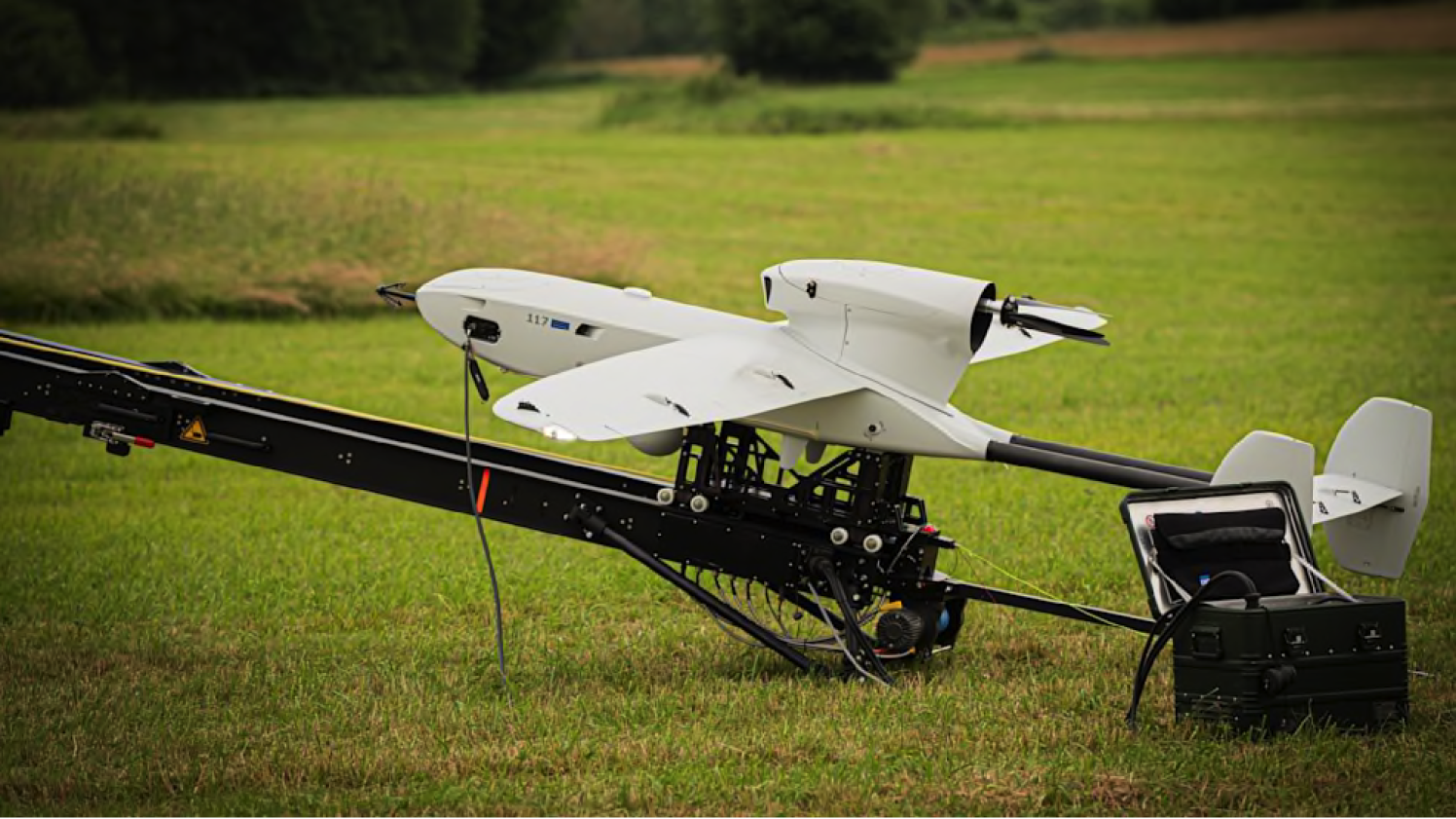 The Rheinmetall concern will transfer modern Luna NG reconnaissance ...