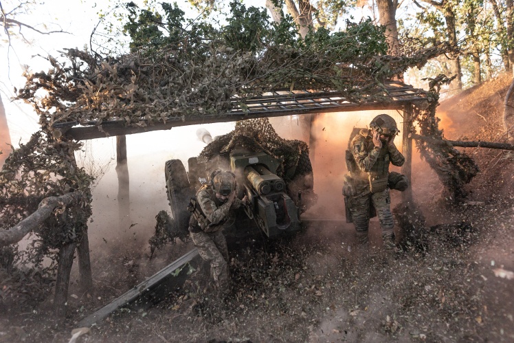 Генштаб ЗСУ Росія втратила 1 420 військових і 20 танків за добу Читайте на Ukr Net