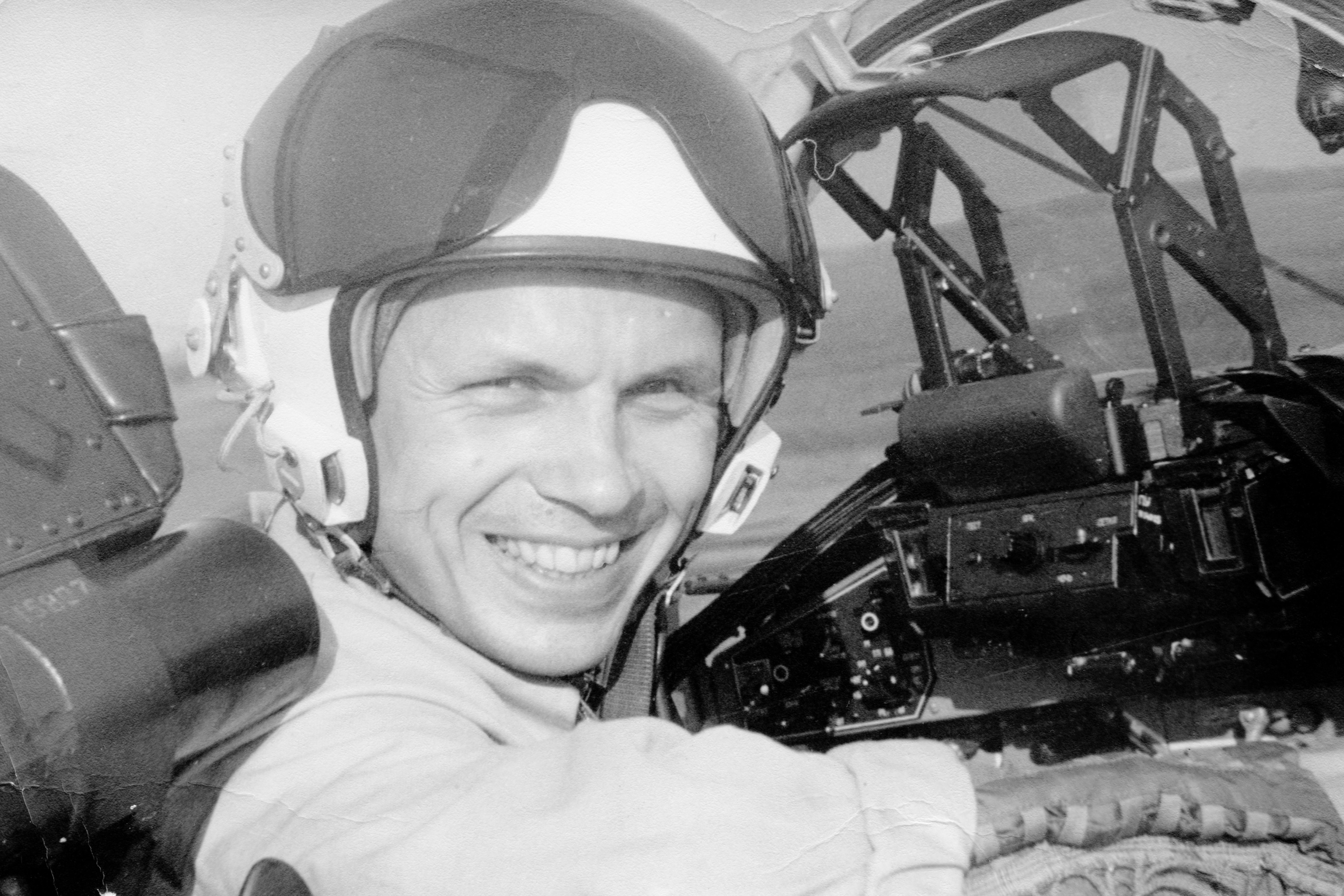 How military pilots fled from the USSR and other countries — history ...
