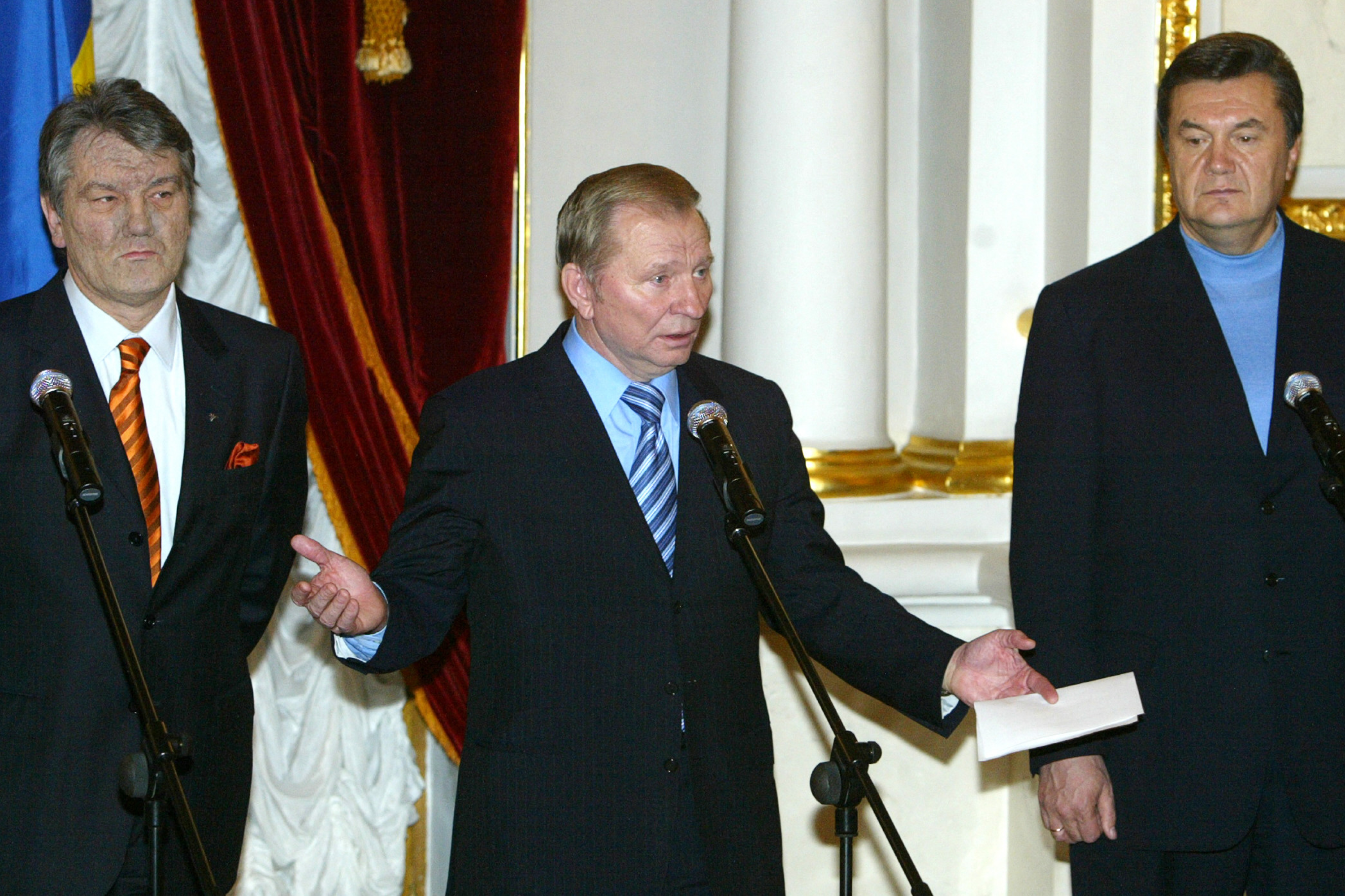 How Putin, Kuchma and Yanukovych met with oligarchs in Crimea before ...