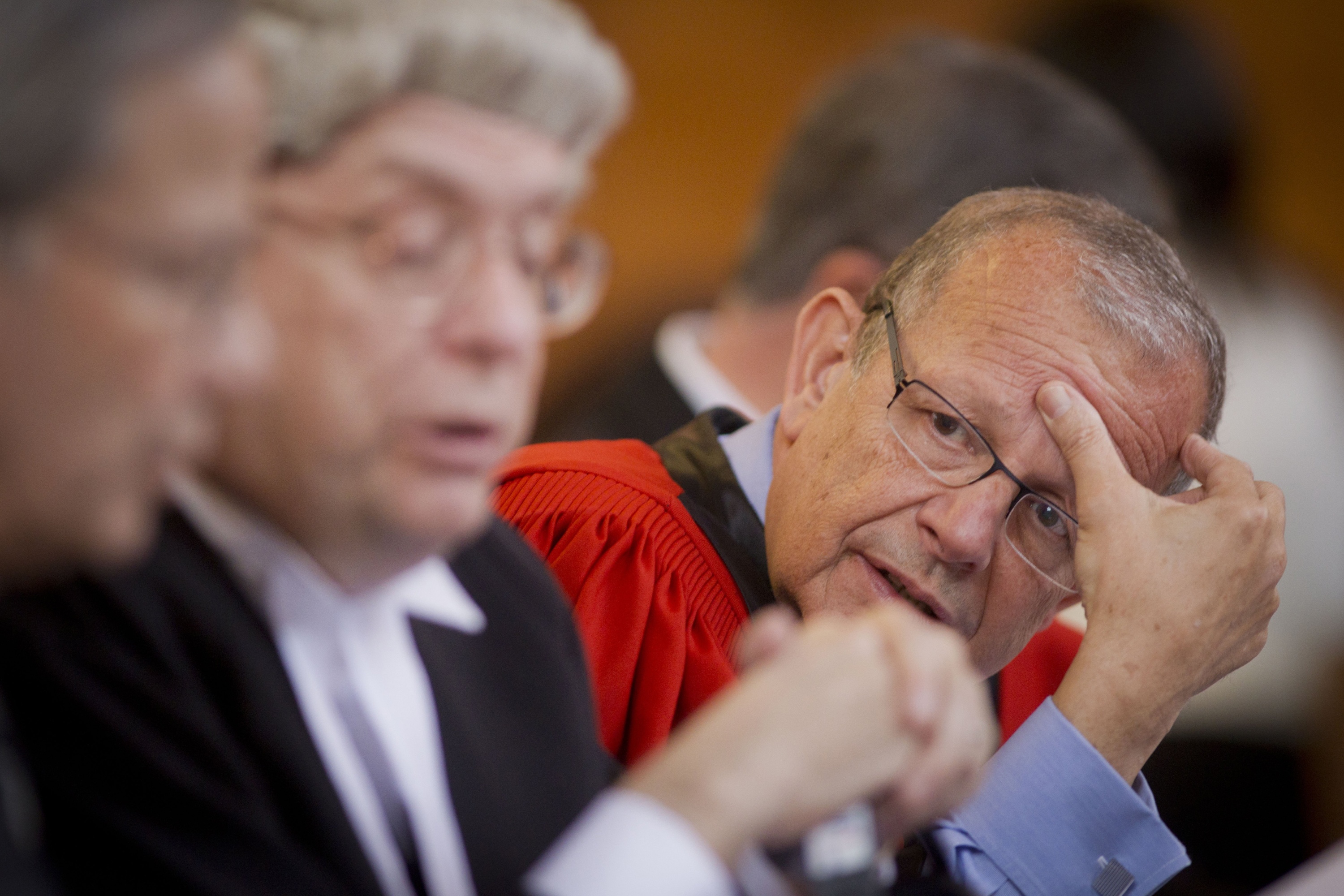 French lawyer Alain Pellet on how to punish Vladimir Putin