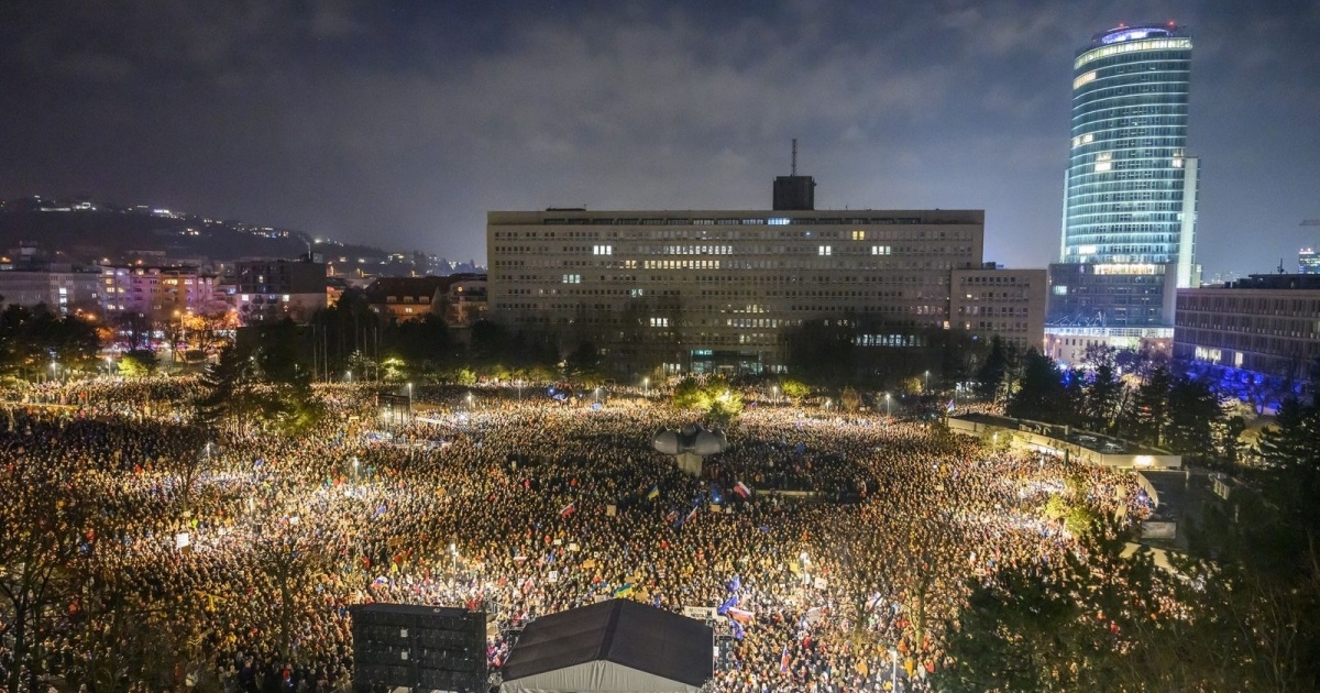 Protests in Slovakia against pro-Russian Prime Minister Fico — what is ...