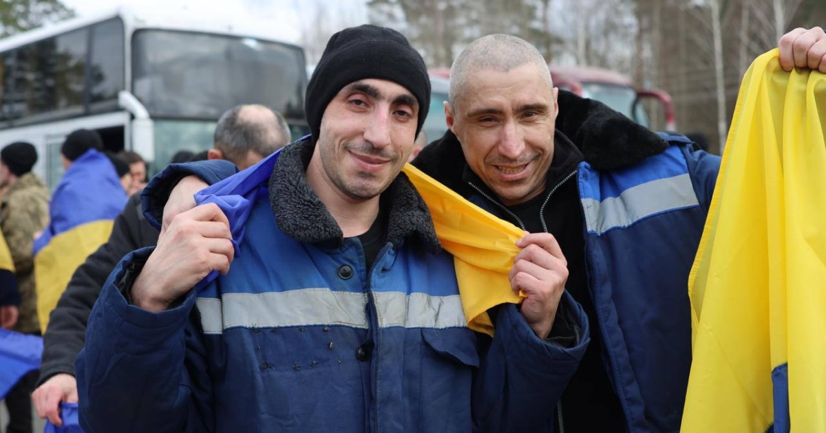 Під час обміну додому повертаються 300 військових та 2 цивільних