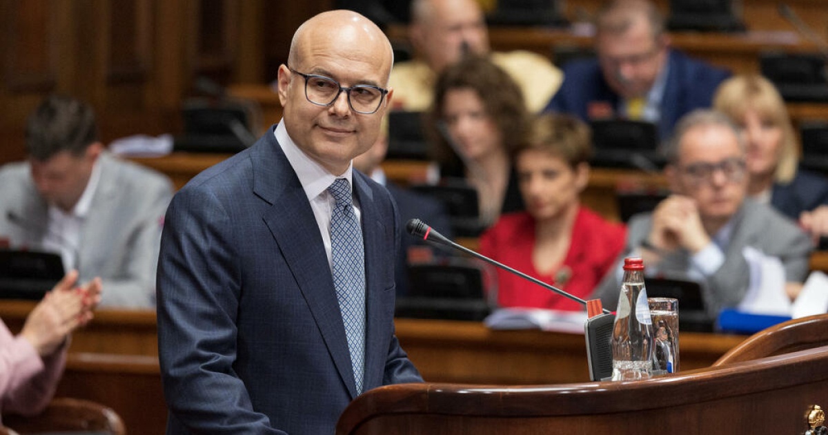 Serbian Prime Minister Vucevic resigns amid protests