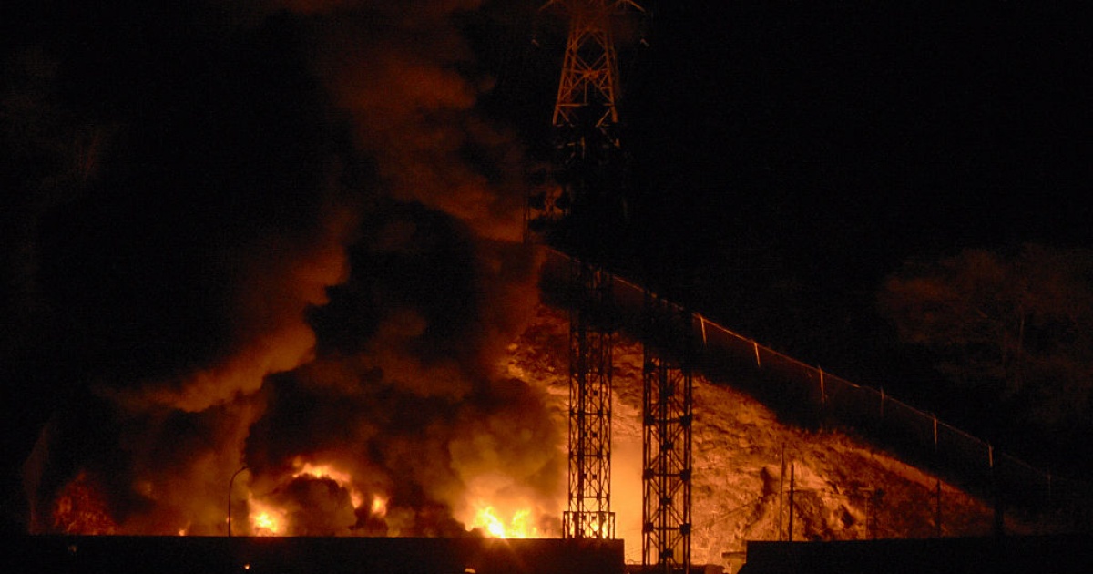 Explosions in Venezuela — Caracas accuses US of military aggression and ...