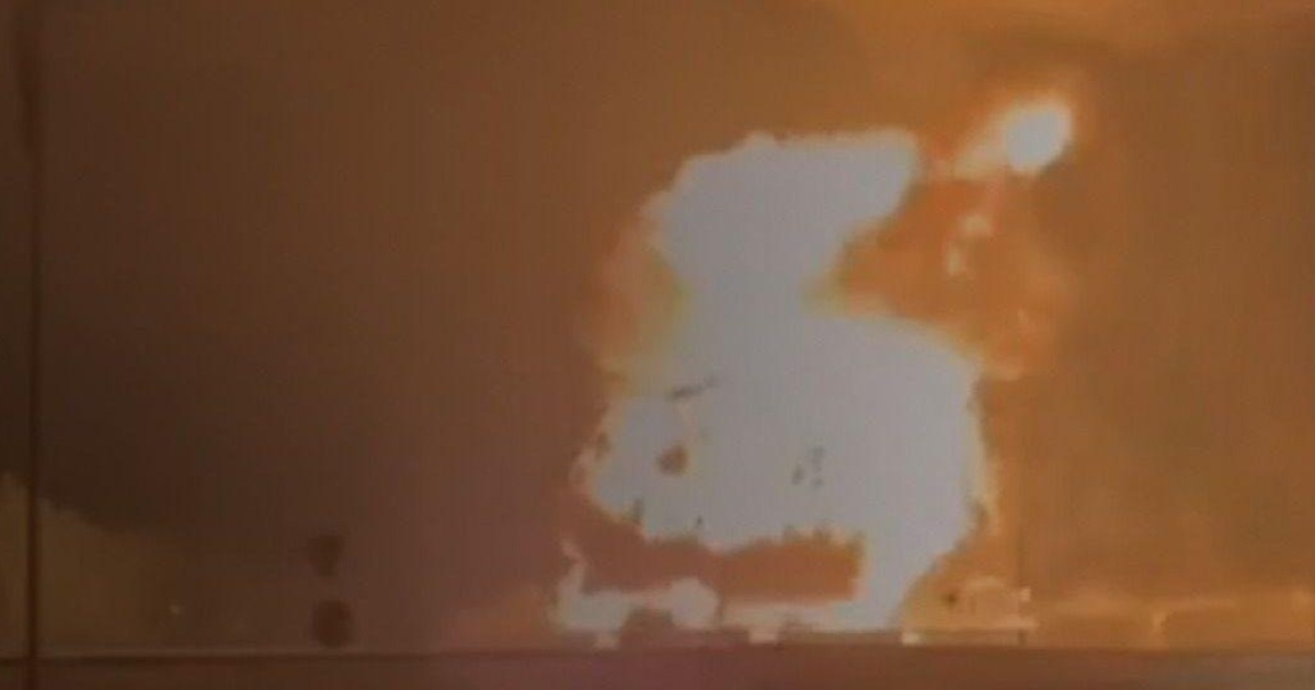 The Armed Forces of Ukraine attacked the Oskolnaftopostach oil depot in ...