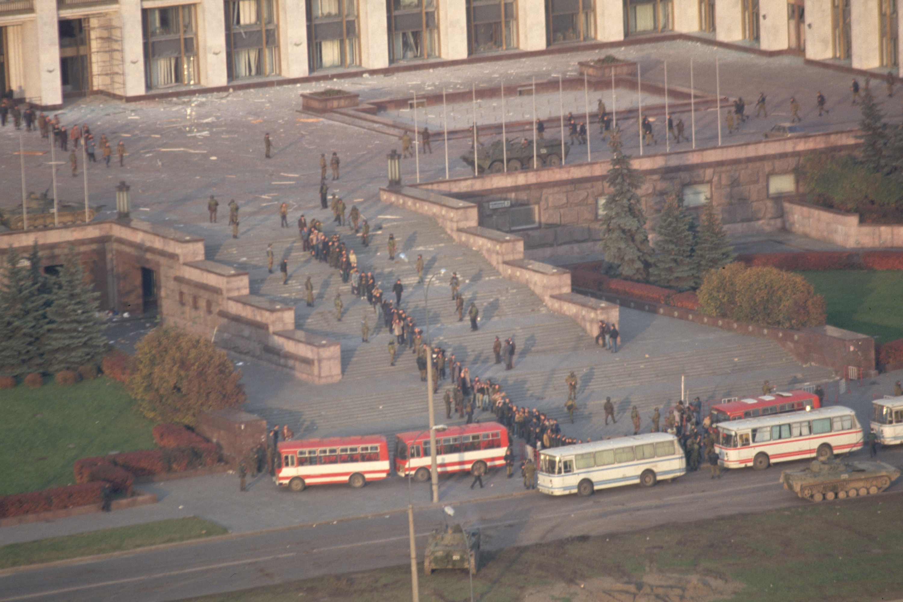 Leonid Kuchma is 87 years old. His story is at once mysterious, dirty ...