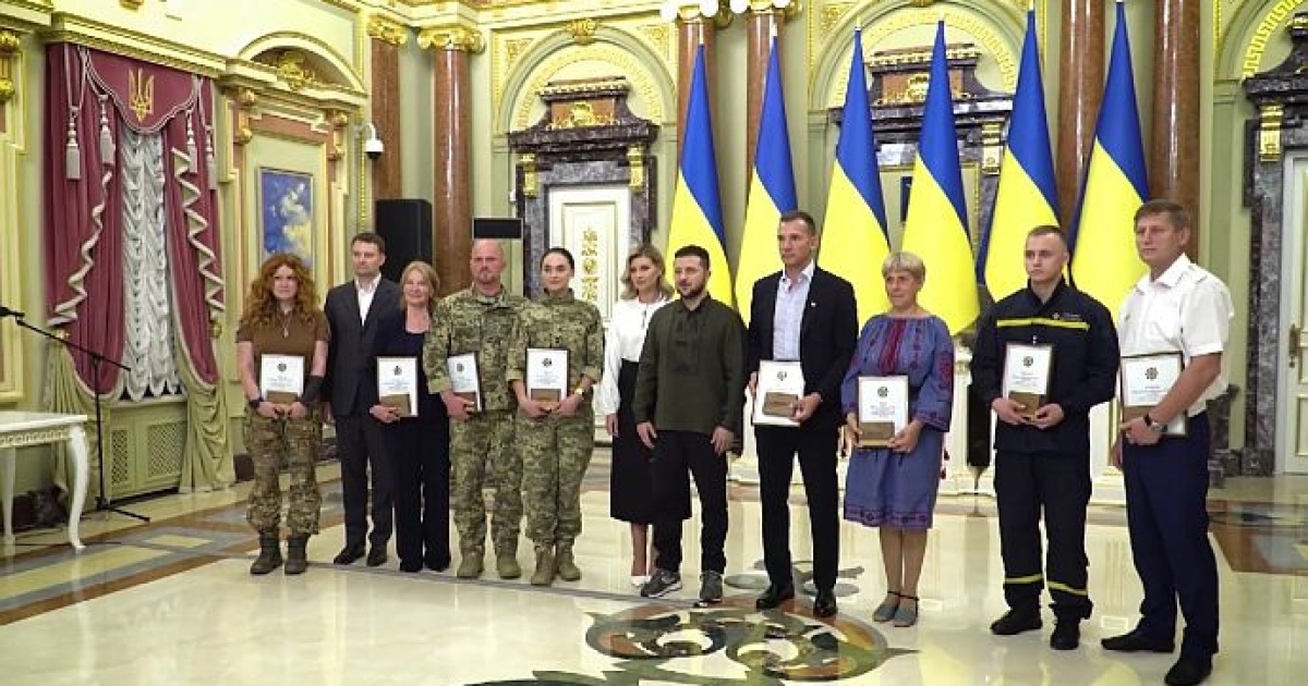 National legend — Zelensky presented 10 Ukrainians yet with the title ...