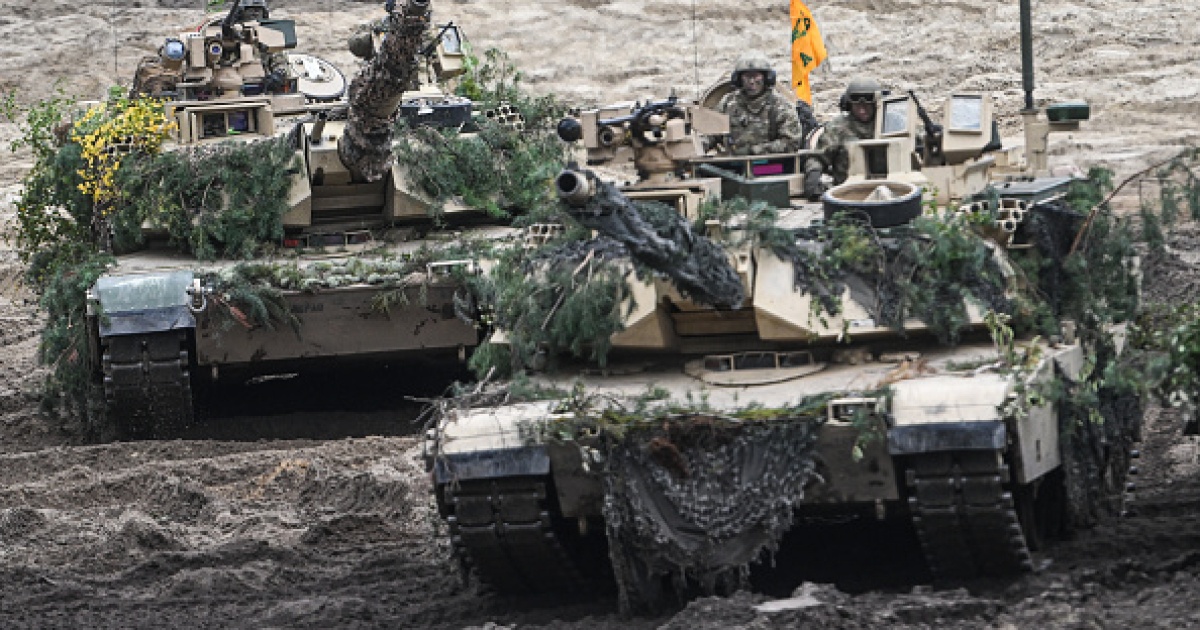 The first Abrams tanks have arrived in Ukraine — The New York Times