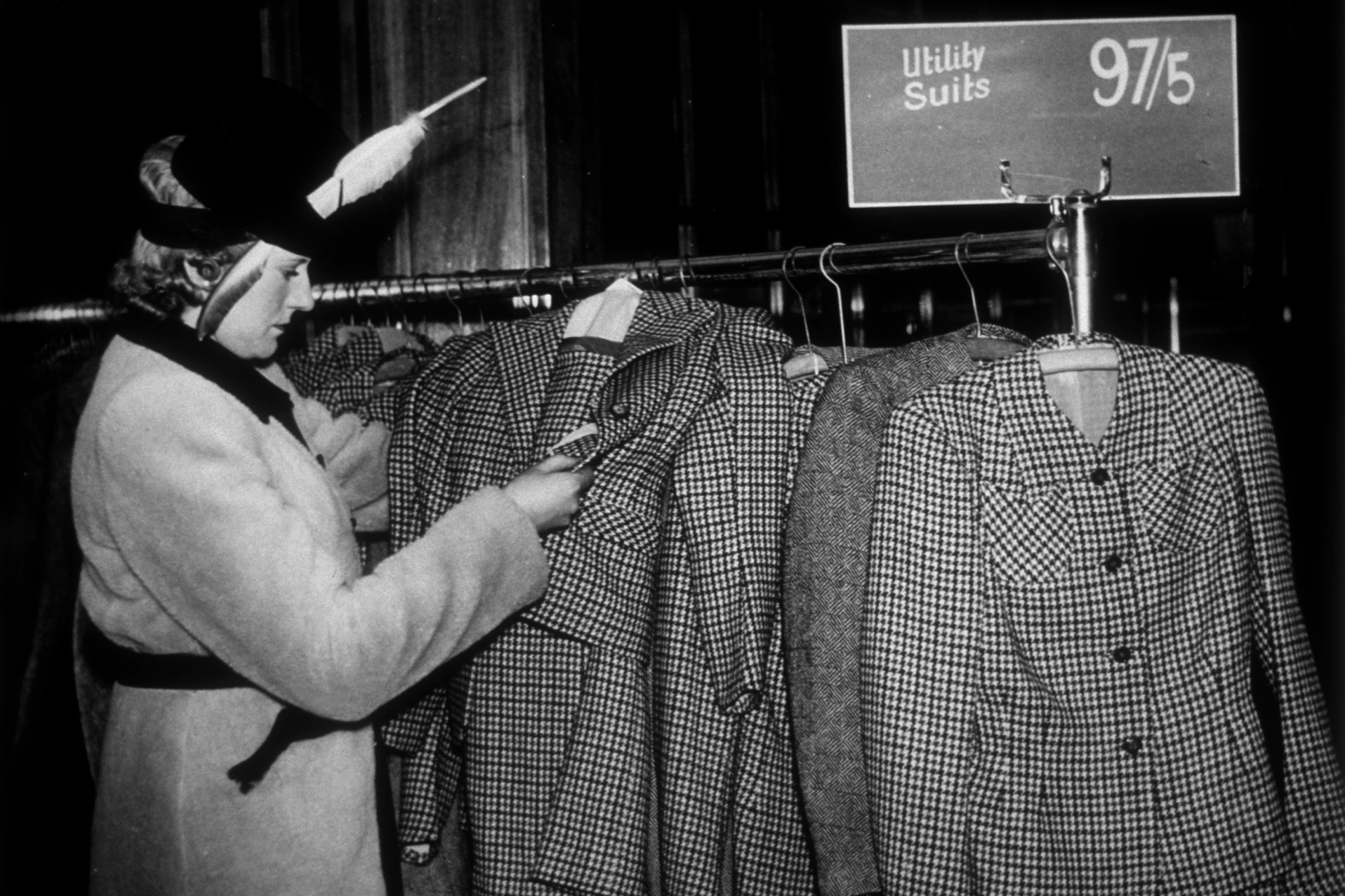 How fashion changed during the First and the Second World Wars ...