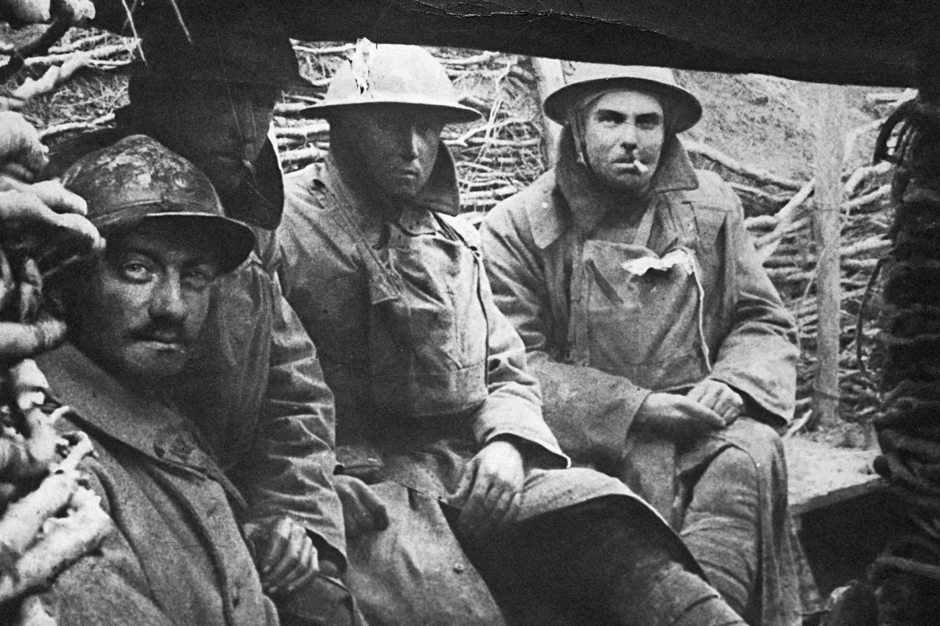 How fashion changed during the First and the Second World Wars ...