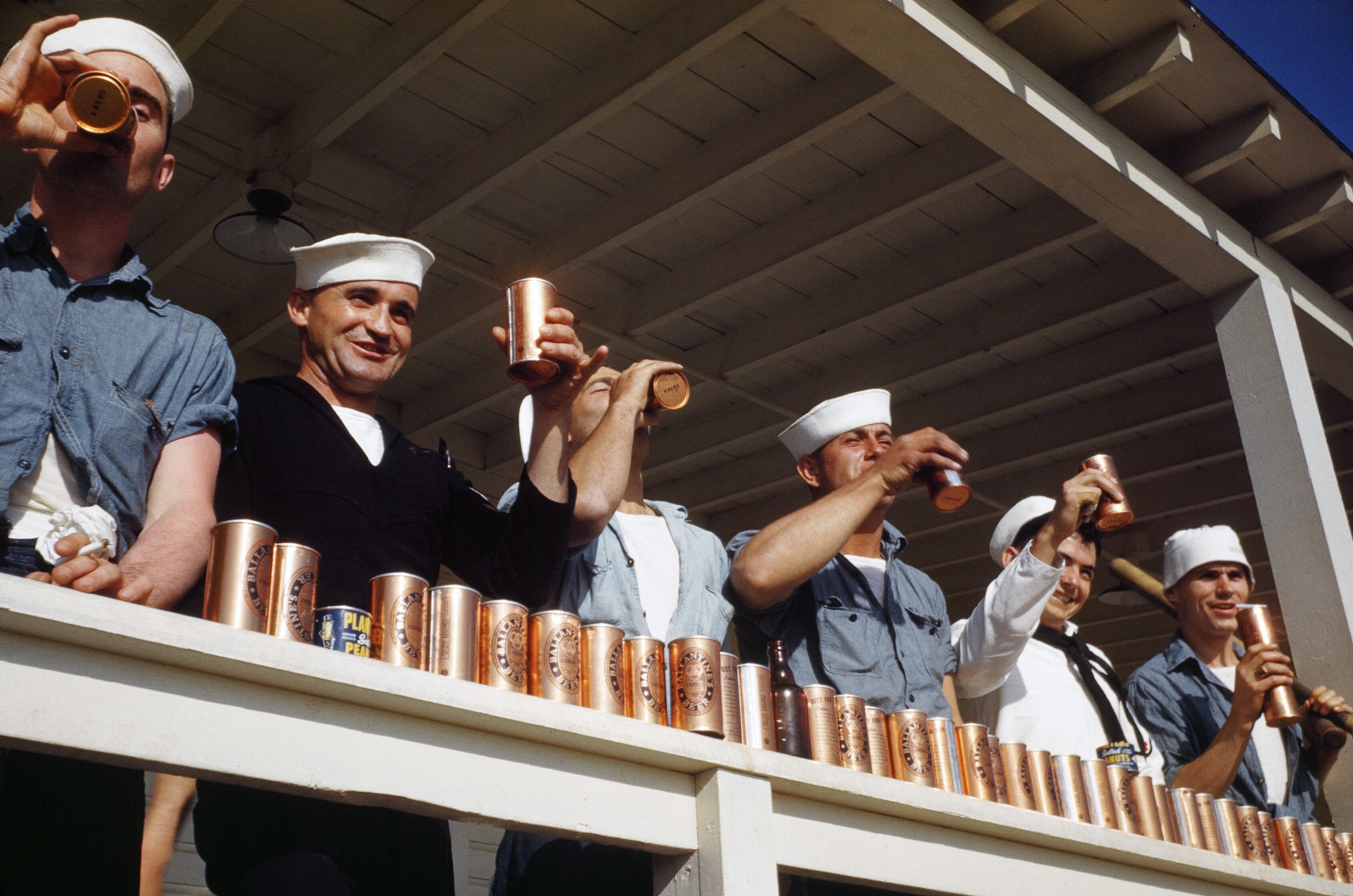 Alcohol in the Second World War — history, photo