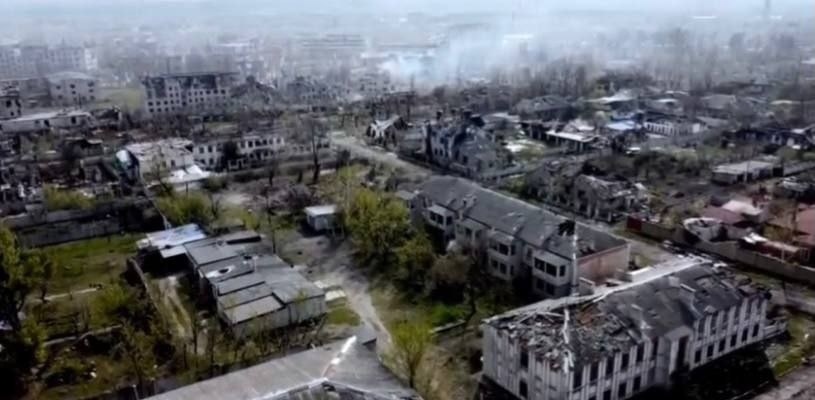 The war in Ukraine — the Russian military destroyed the city of ...